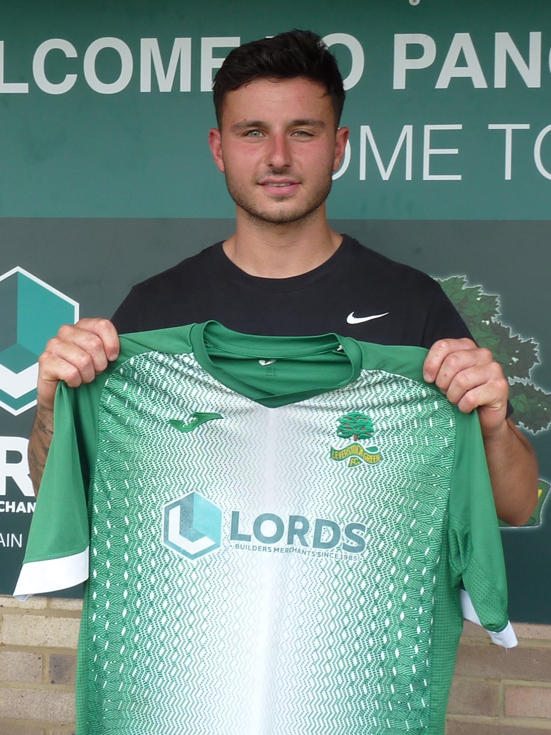 Ollie Cox – Leverstock Green F.C.